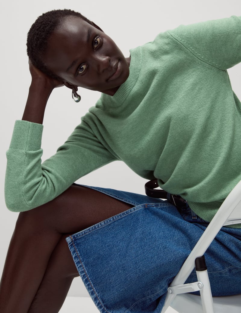 Air-Yarn Crew Neck Jumper – Retail International Group